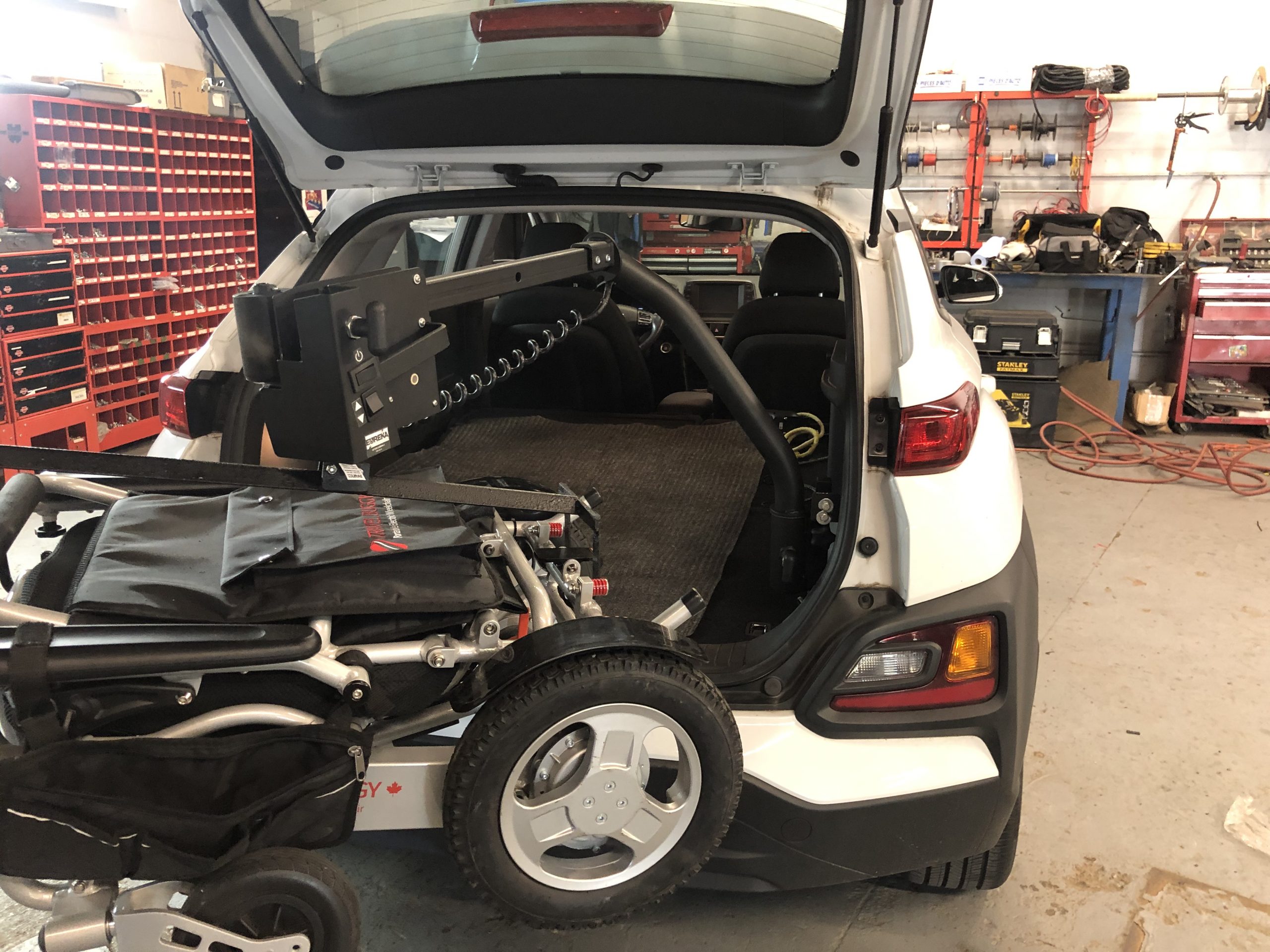 CompaK Lift (exclusive to Eureka Solutions) | Eureka Solutions